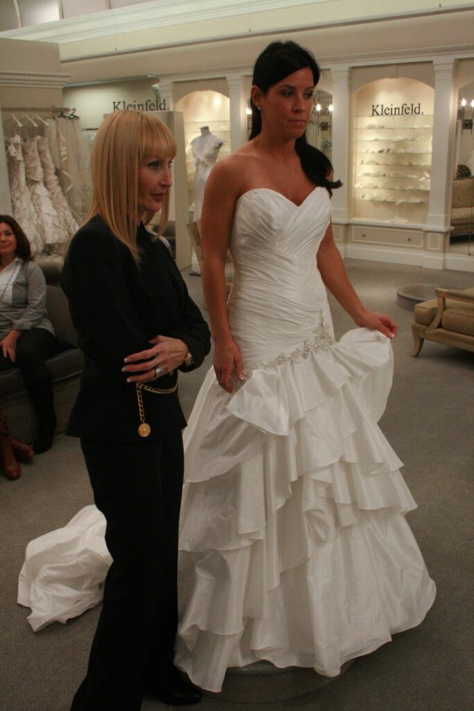 בשמלה זו- ערוץ החיים הטובים - החיים הטובים